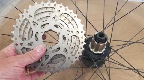 Freewheel vs Freehub (How Do I Know What I Have?) | DIY Mountain Bike