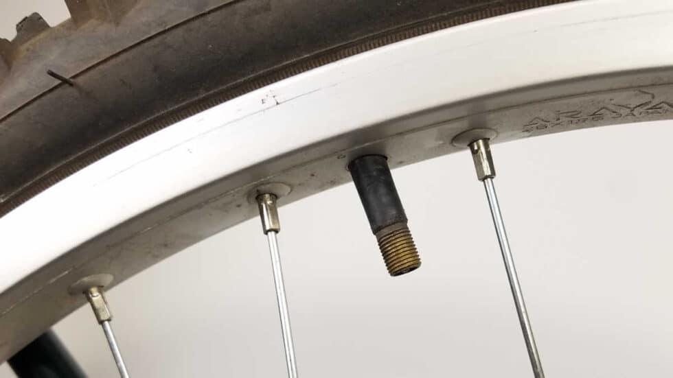 Presta Valve Tubes Explained | DIY Mountain Bike